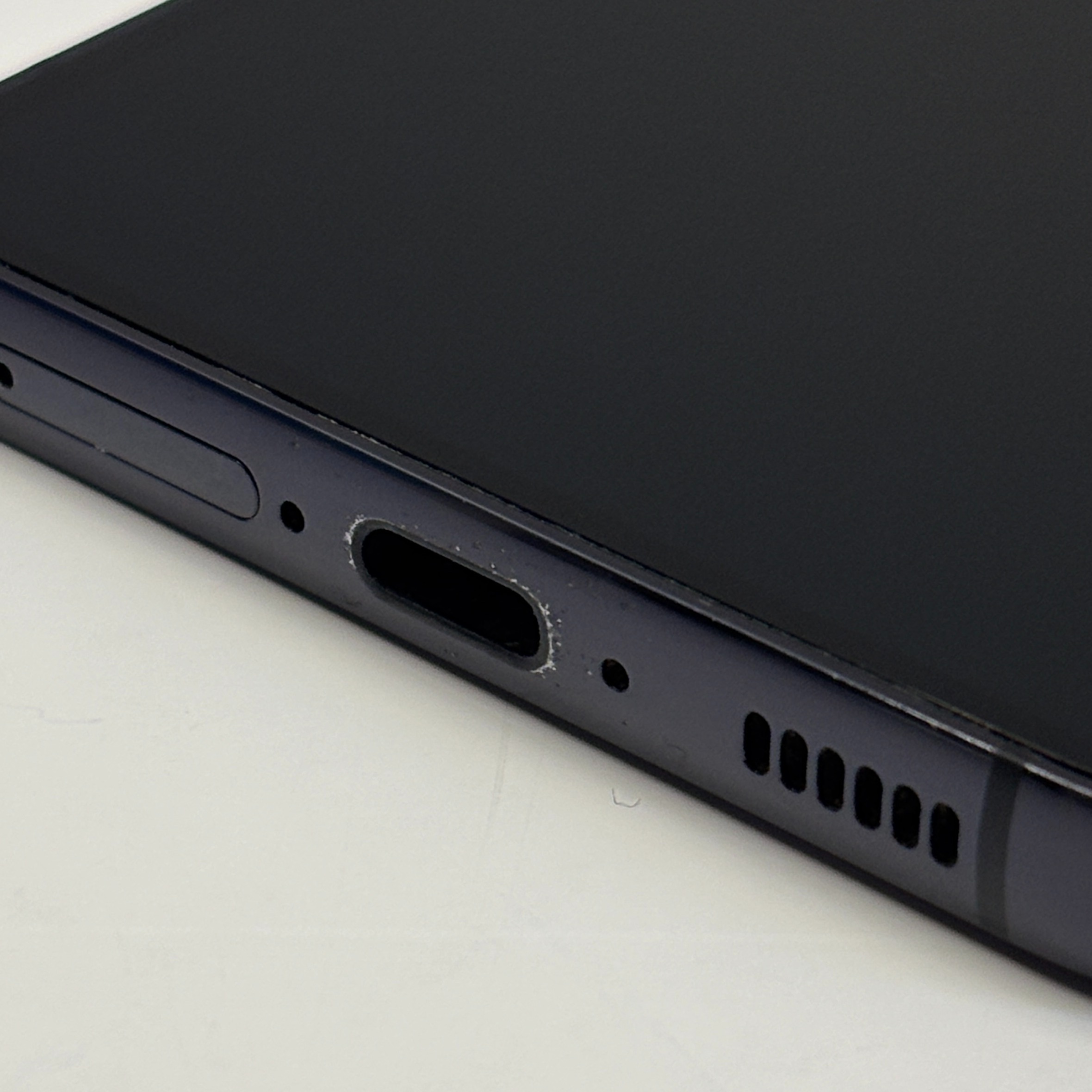 Pre-owned Samsung Galaxy S23 Unlocked Model SM-S911B/DS 256GB - Own4Less